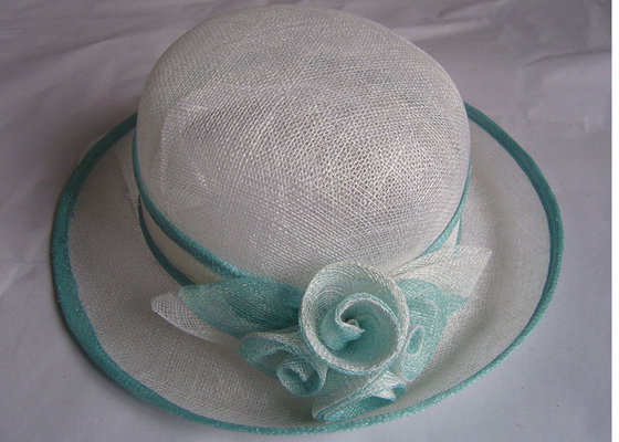 Fashionable 9cm Short Brim Ladies Sinamay Hats / Ladies Dress Hats For Party