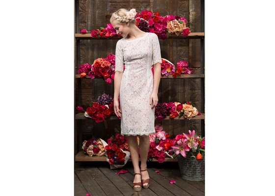 Cream Lace Casual Womens Dresses Half Sleeve Short Dress With 100% Polyester