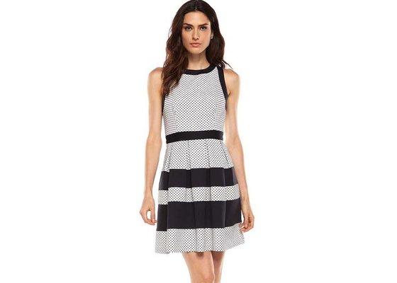 Geometric Jacquard Casual Womens Dresses / Flare Striped Pleated Skirt