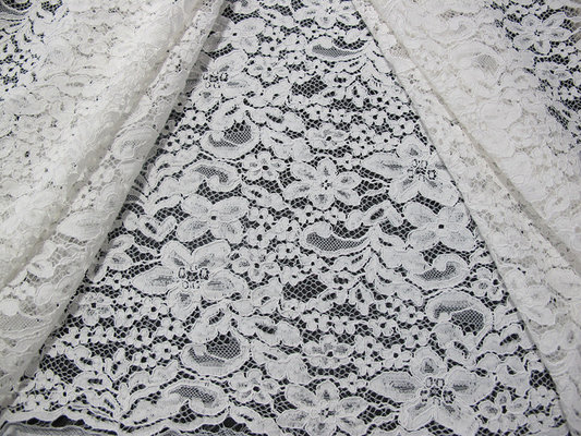 White Knitted Corded Lace Fabric For Upholstery Water Soluble Eco-Friendly Dyeing