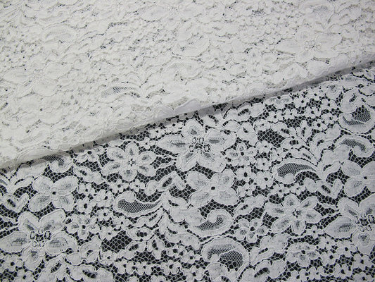 White Knitted Corded Lace Fabric For Upholstery Water Soluble Eco-Friendly Dyeing