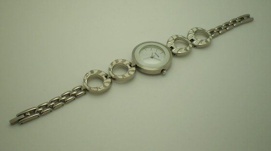 Water Drop Bangle Lady Watch Slim Dial Dress Watch Casual Style Fashion Women Watch