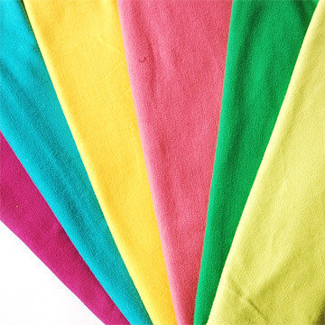 dyed knitted fabric