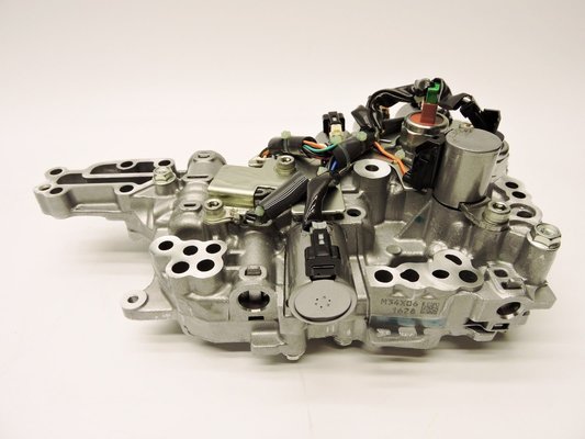 RE0F10D / CVT8 / JF016E / JF017E CVT Transmission Parts VALVEBODY JATCO supplier