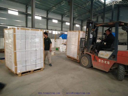 composite strap, polyester strap in transport/logistics packaging