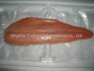 Frozen chum salmon fillets skinless no fatline color 13+