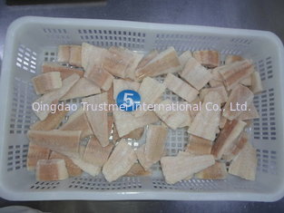 Pacific hake cubes 30g