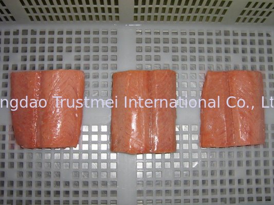 Frozen chum salmon portions skinless no fatline color 13+
