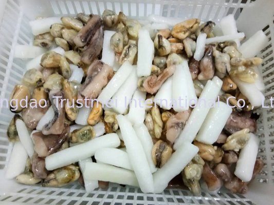 Seafood mix (squid, mussel, clam, surimi)