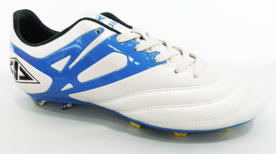 Spring Summer Fall Winter Turf Indoor Soccer Shoes Lightweight 39 - 45 Size