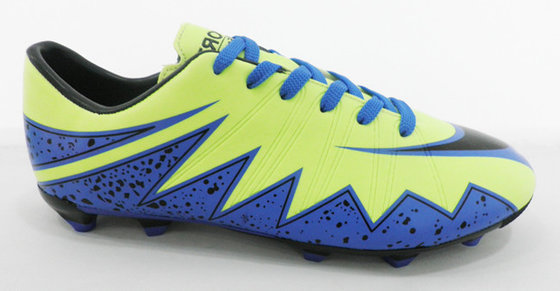 Fashionable Style Turf Soccer Shoes With PU Upper / TPU Outsole