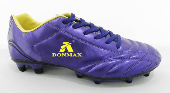 Shinning PU Indoor Outdoor Soccer Shoes Breathable Mens Football Shoes