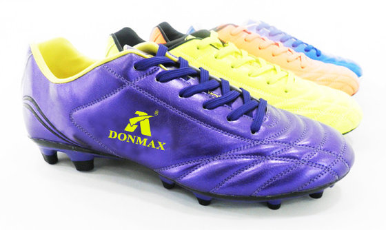 Shinning PU Indoor Outdoor Soccer Shoes Breathable Mens Football Shoes