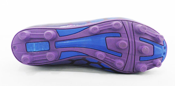 Lightweight Fashionable Childrens Soccer Shoes Indoor Outdoor Trainning Boots