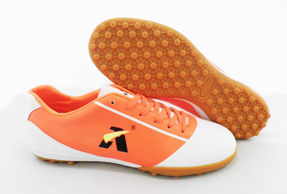 Colorful Indoor Soccer Shoes Customized Football Turf Cleats