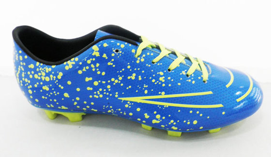 Water Proofing Fashionable Boys Kids Indoor Football Trainers In Blue
