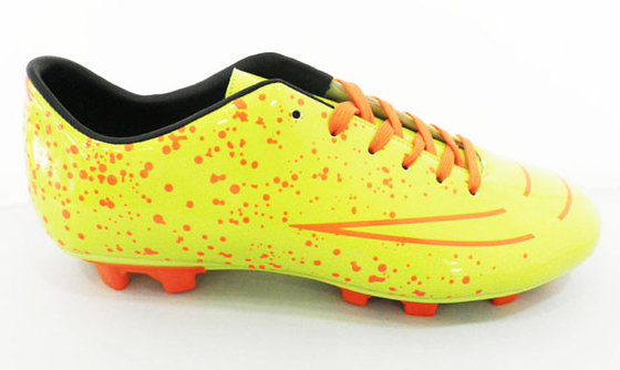 Water Proofing Fashionable Boys Kids Indoor Football Trainers In Blue