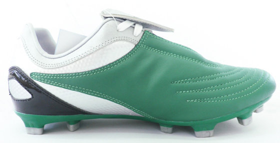Firm Ground Colorful Waterproof Outdoor Soccer Shoes With Studs