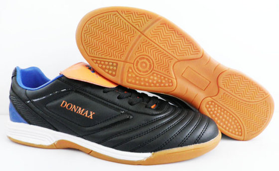 Black Men Customized Indoor Soccer Shoes For Indoor Competition