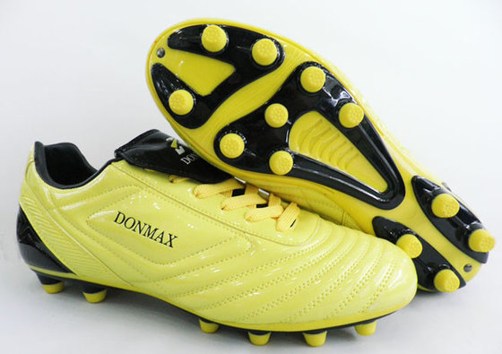 Men Yellow Customized Indoor Soccer Shoes