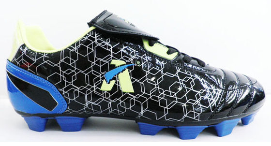 Waterproof Outdoor Soccer Cleats For Firm Ground