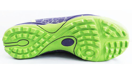 Purple Breathable Outdoor Soccer Cleats For Turf