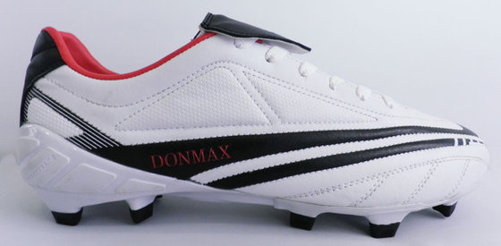 Waterproof 2015 Outdoor Soccer Cleats , Football Boots For Men / Boys