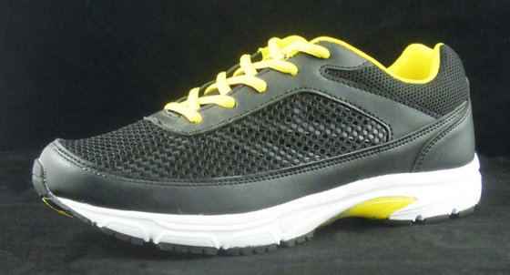 Anti-Skidding Black Men Runnning Shoes Comfortable Ventilation 30 - 45