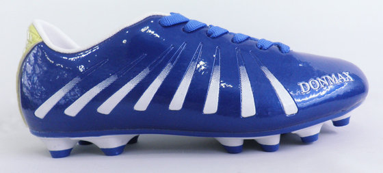 Unisex outdoor football soccer shoes boots waterproof for summer