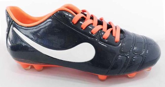 Flexible TPU Outsole Outdoor Soccer Cleats Firm Groud PU Upper
