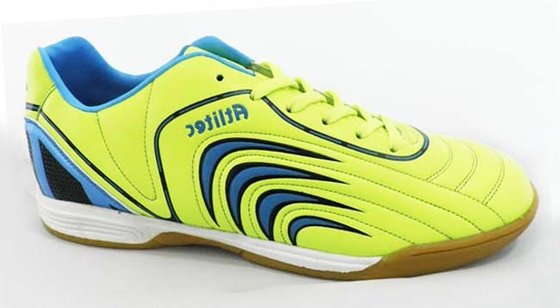 Shock-Absorbing Waterproof Lightweight Men's Rubber Soccer Shoes