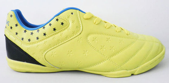 Yellow Lightweight Men Indoor Soccer Shoes / Football Boots For Boys
