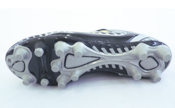 Boys Black Comfortable Indoor Outdoor Soccer Shoes For Autumn Size 31