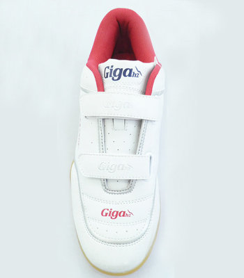 white Childrens Soccer Shoes Bright Colored , girls Soccer Cleats