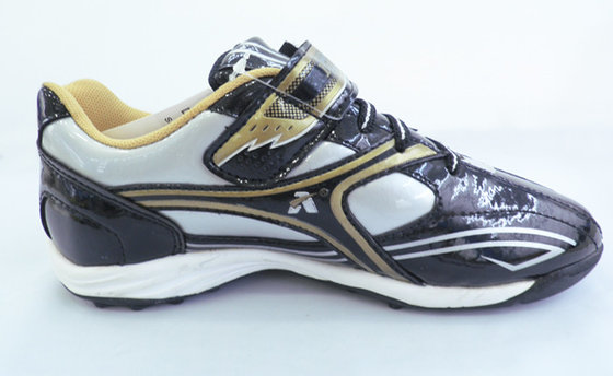 Customization Indoor Turf Soccer Shoes for women , size 35 - 40