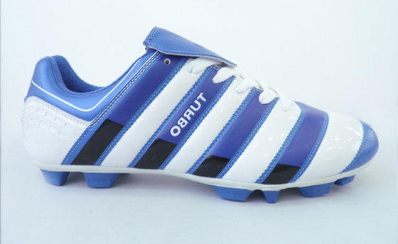 Bright Colored Wholesale Soccer Shoe lightweight Comfortable