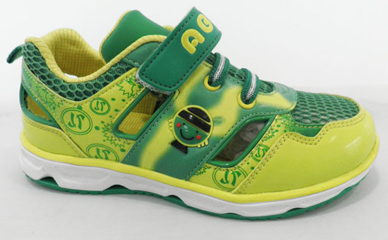 Walking Colorful Tennis Shoes Fashionable , Lightweight walking boots