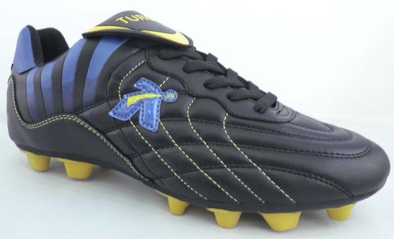 Outdoor Soccer Cleats For Customized Logo Buyer Label Different designs