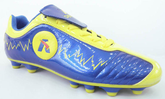 Men's favourite branded fashion outdoor soccer shoe