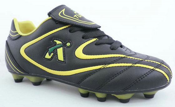 Buyer Label Different Colors Indoor Outdoor Soccer Shoes For Men/Women/Children From Size 30-46#