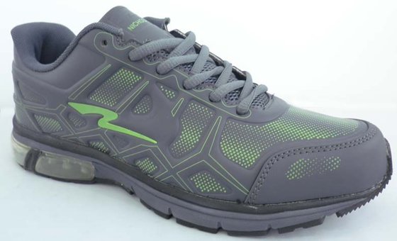 Customized youth Specialist Sports Shoes size 30 - 35 for artificial turf