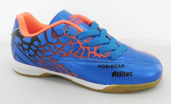 Waterproof Indoor Soccer Shoes , Spring Rubber Flat Sole Soccer Cleats