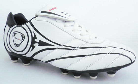 Custom Made Outdoor Football Shoes , Customized Logo Mens Soccer Cleats