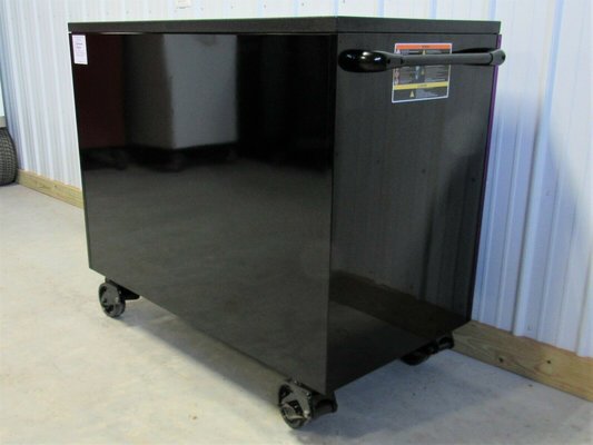 Snap On KTL1022 Extreme Green Tool Box & Armor Edge Work Top Contact Email:Bolyepotter.devostores@zoho.com