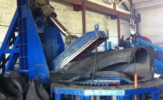 4M Huge OTR Tyre Cutter Machine Tire Recycling Plant 30 Tires Per Hour