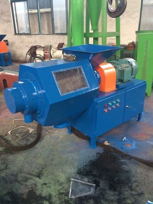 Automatic Tire Recycling Equipment Shredding Crusher Plant 20 Pcs Blades