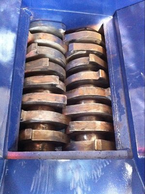 Environmental Tire Crusher Machine Automatic Waste Tire Recycling