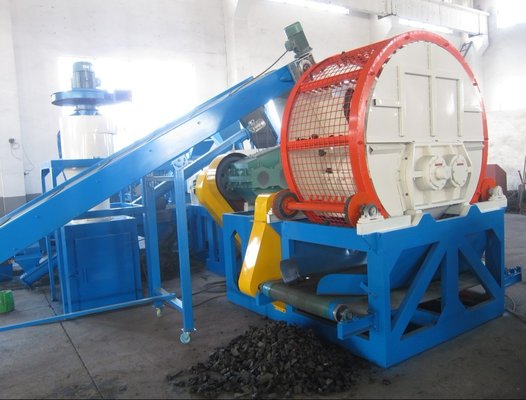 Primary Tyre Shredder Machine 55Kw × 2 , Waste Recycling Tire Crusher