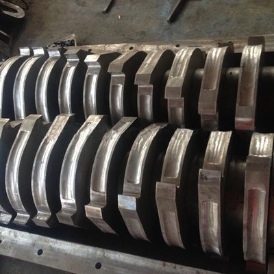Scrap Rubber Shredding Machine Tire Crusher Shaft Speed 19Rpm