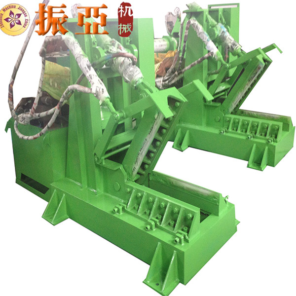 1200 MM Scrap Tire Cutting Machines Industry 300 - 500 KG Per Hour